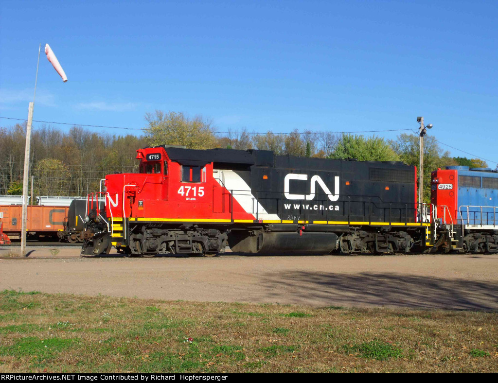 CN 4715